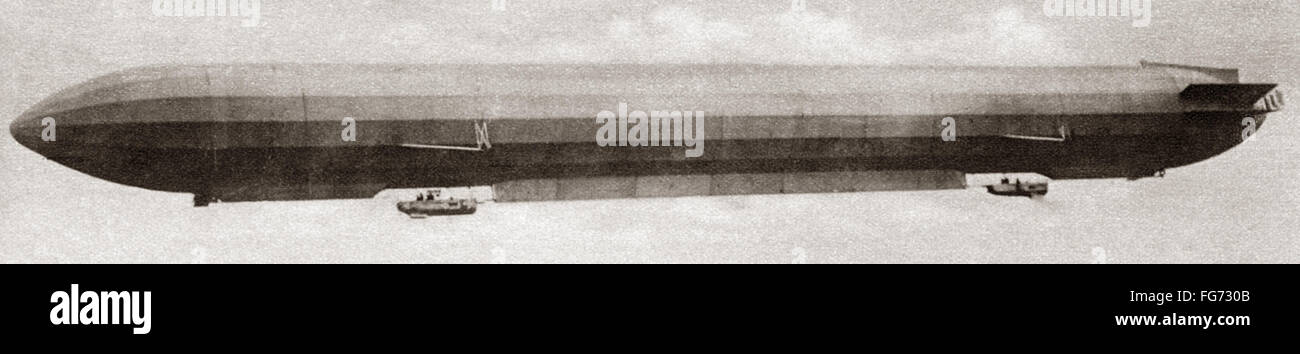 WORLD WAR I: ZEPPELIN. /nGerman Zeppelin airship during World War I ...