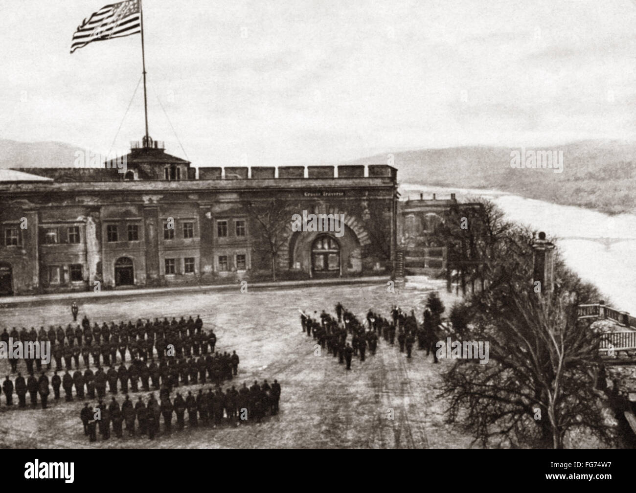 WORLD WAR I: FORTRESS. /nAmerican flag being raised over Fort ...