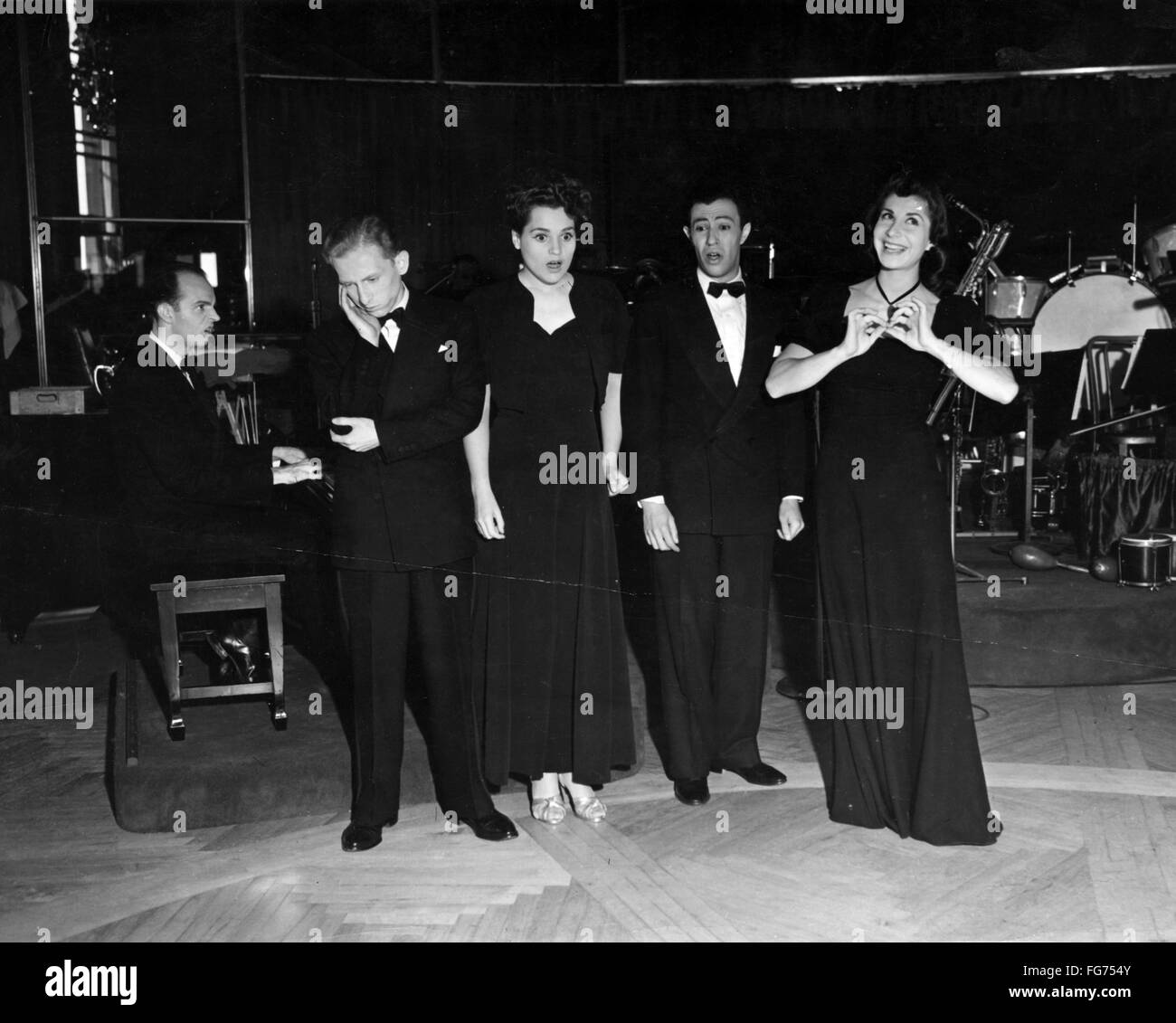 THE REVUERS, c1939. /nMusical comedy troupe The Revuers, comprised of ...