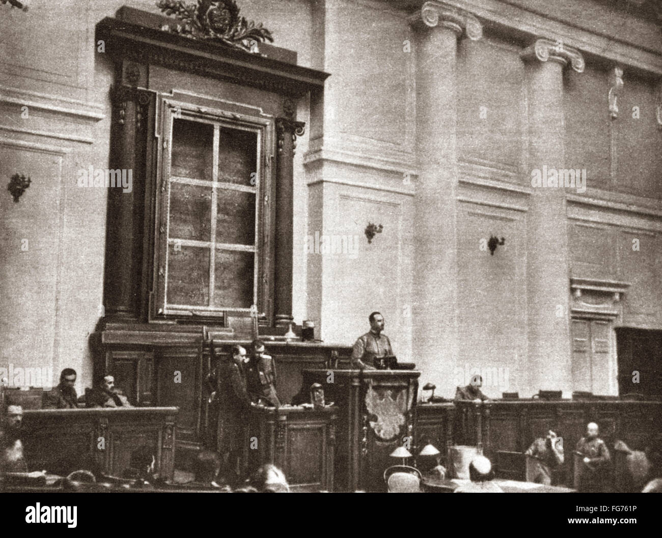 Czar nicholas abdication hi-res stock photography and images - Alamy