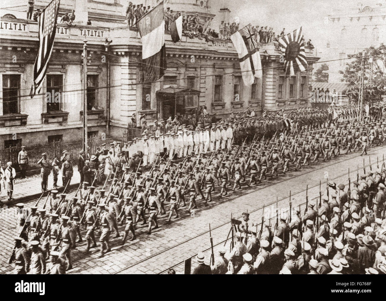 WORLD WAR I: ALLIED PARADE. /nAmerican naval officers and Marine Corps ...