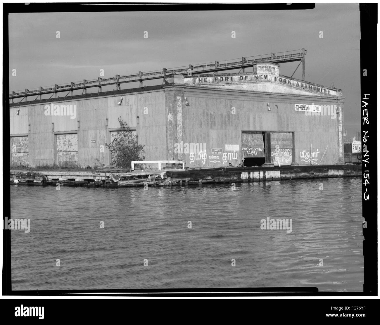 GOWANUS BAY TERMINAL, 1986. /nNew York barge canal, Gowanus Bay ...