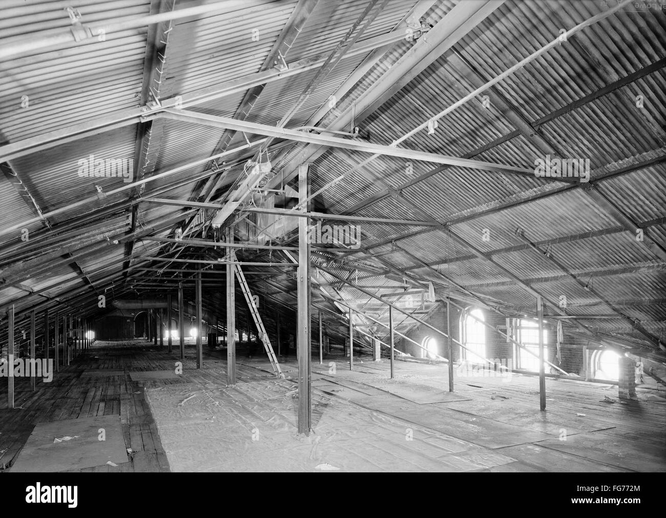 Colt armory hi-res stock photography and images - Alamy