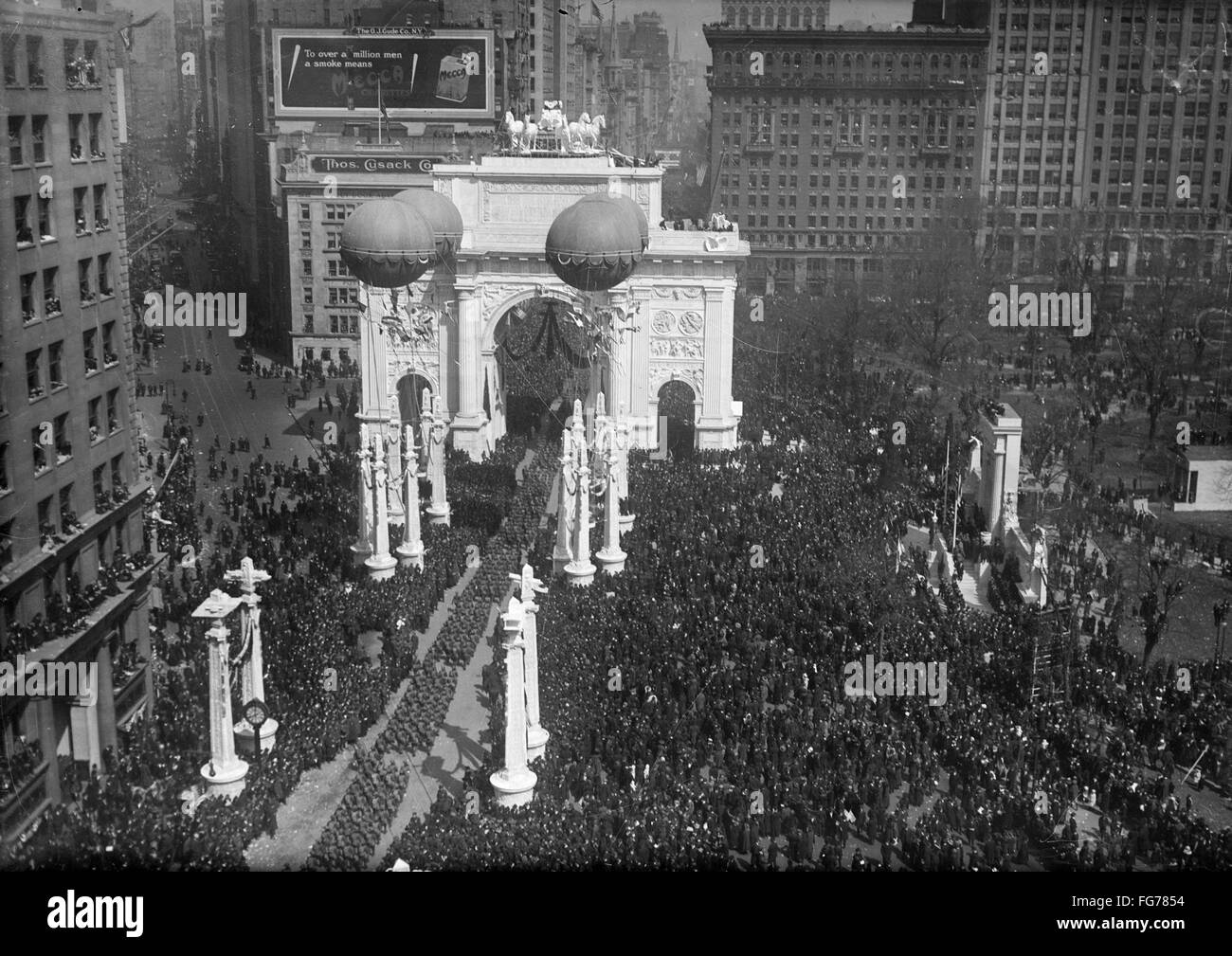 WORLD WAR I: 27TH PARADE. /nVictory parade for the 27th Division, New ...