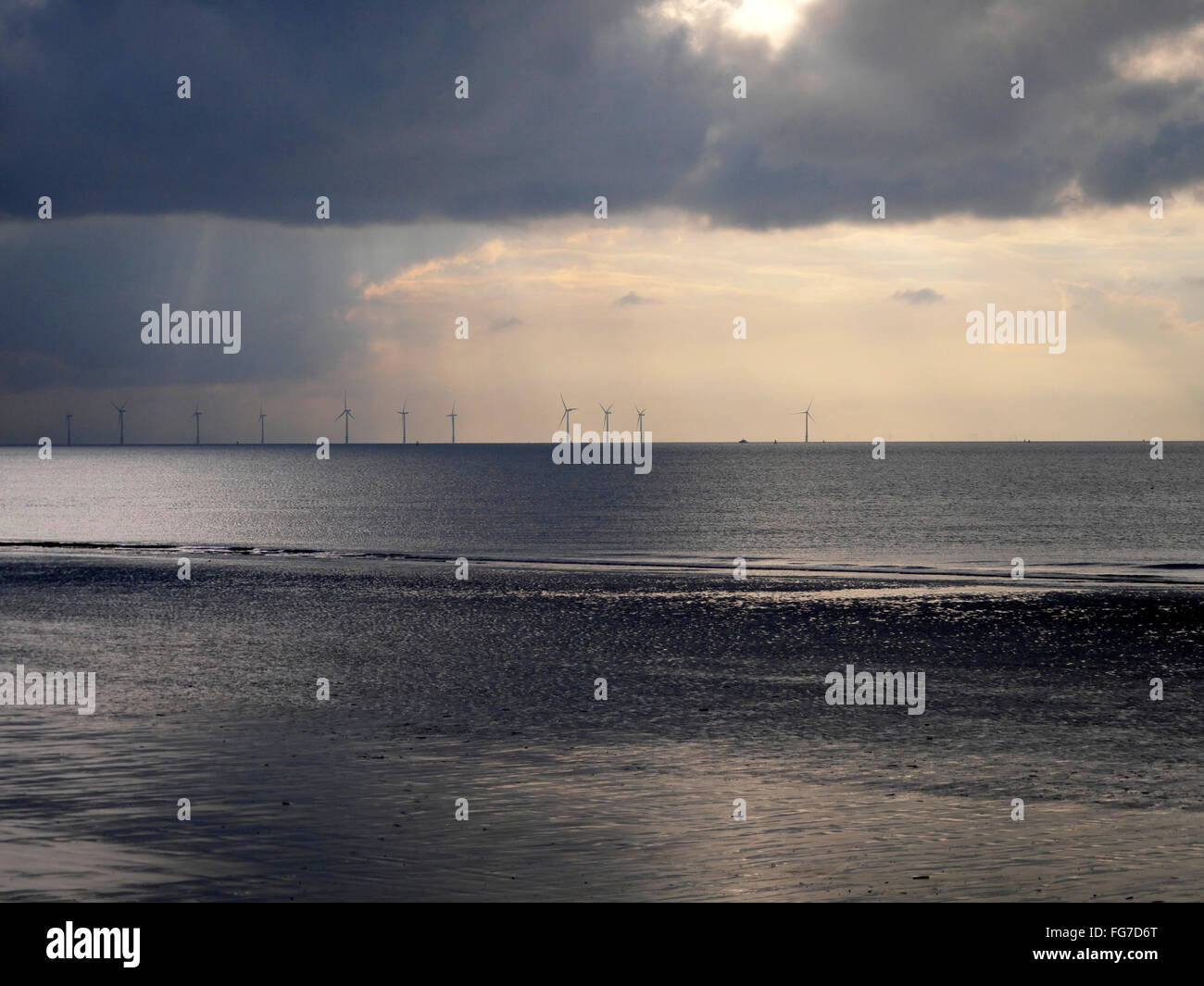 Burbo Bank Wind Farm in the River Mersey Stock Photo - Alamy