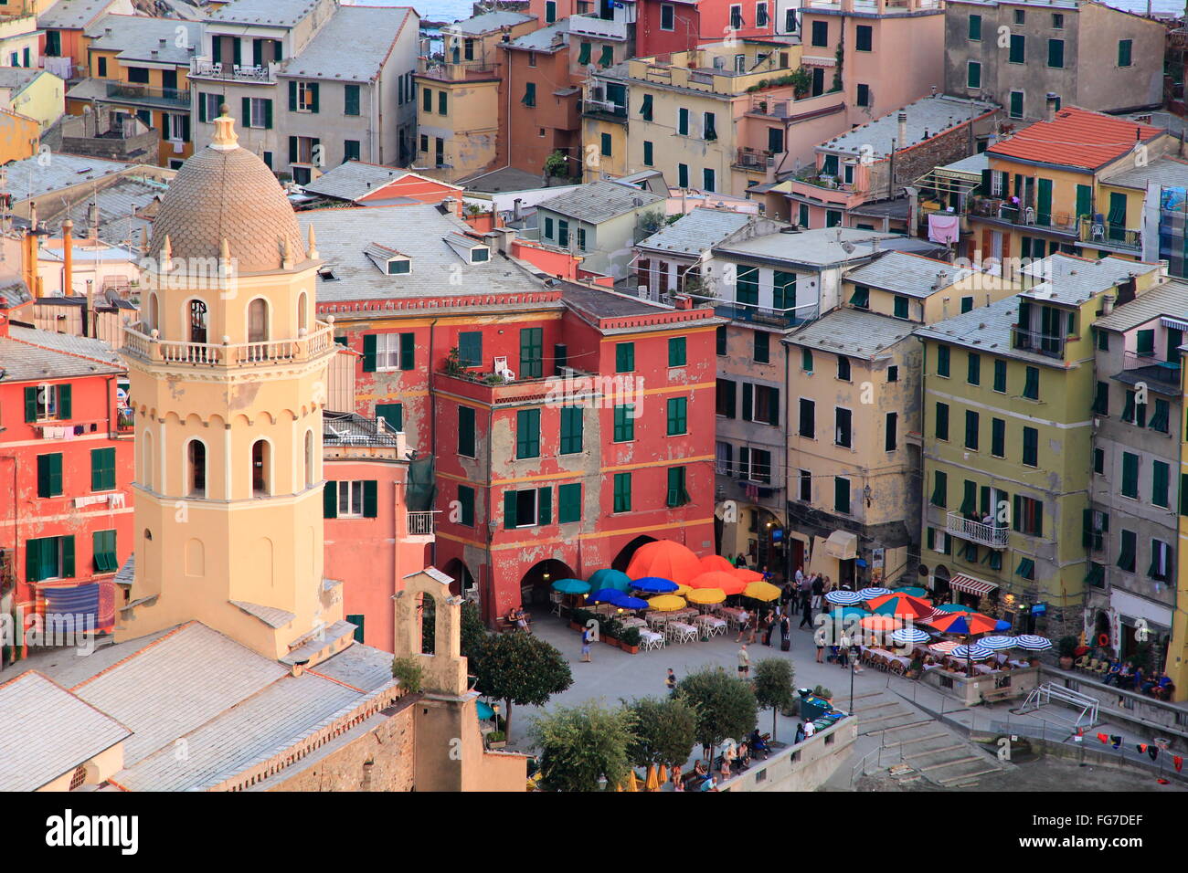 geography / travel, Italy, Liguria, Cinque Terre, Vernazza, Piazza ...