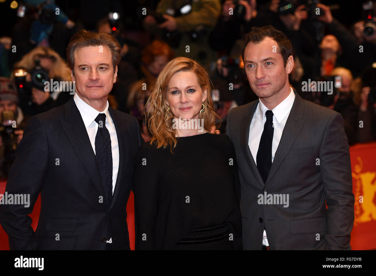 Laura linney and colin firth hi-res stock photography and images - Alamy
