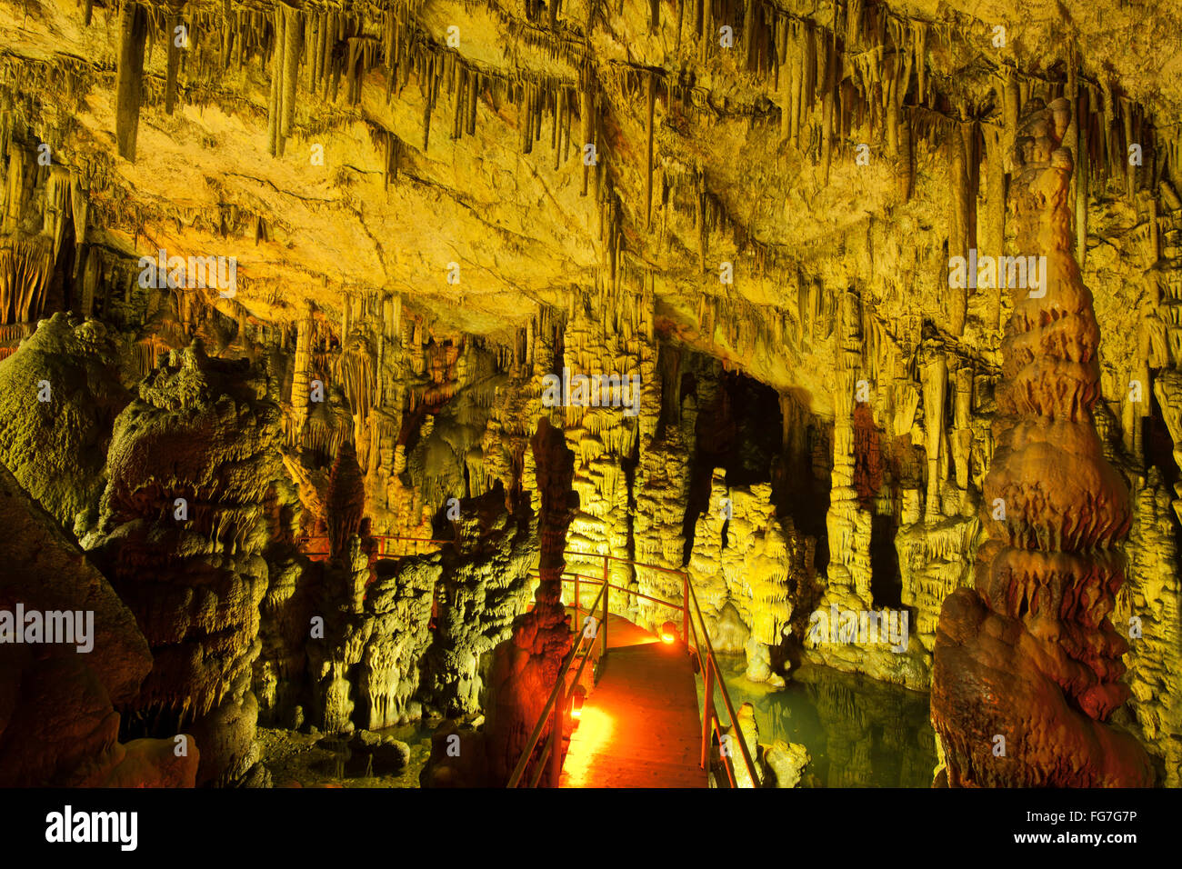 Griechenland, Kreta, Lassithi-Hochebene, Psychro, Dikteon Cave (Dikteon ...