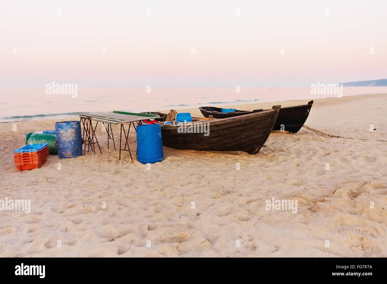 Fish boat on beach hi-res stock photography and images - Alamy