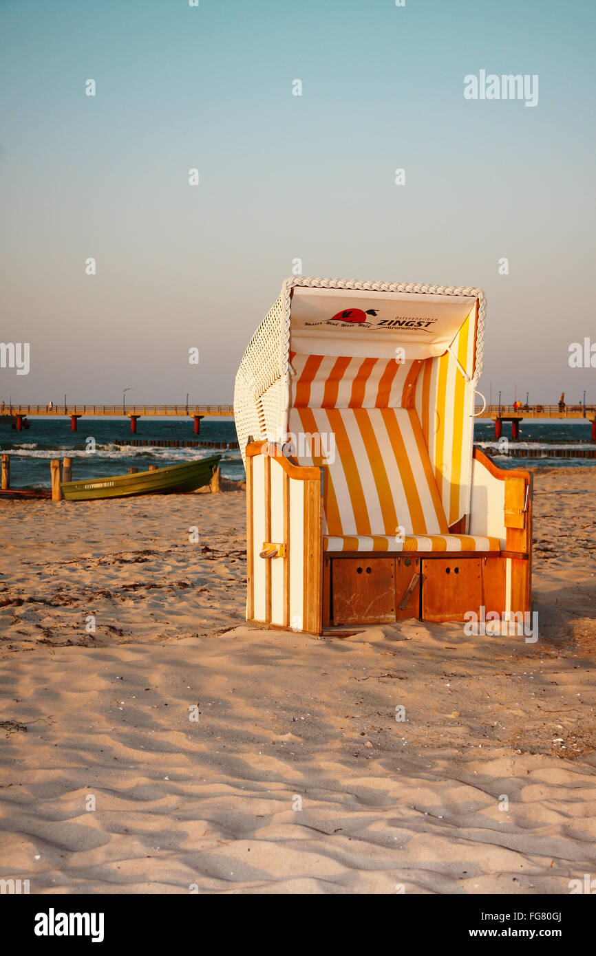 Seebad zingst hi-res stock photography and images - Alamy