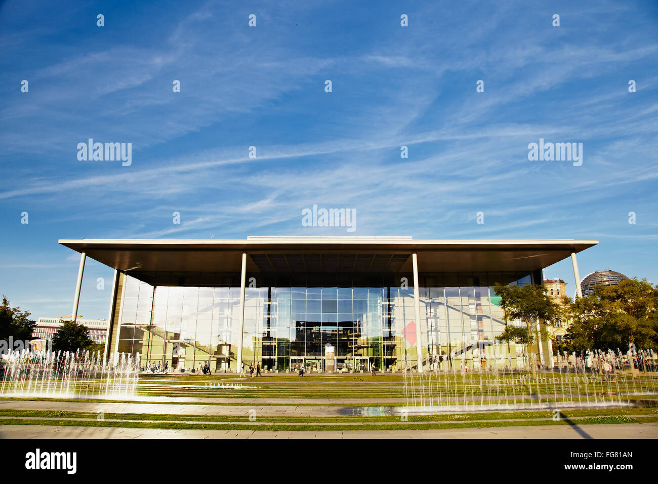 German parliament lower house hi-res stock photography and images - Alamy