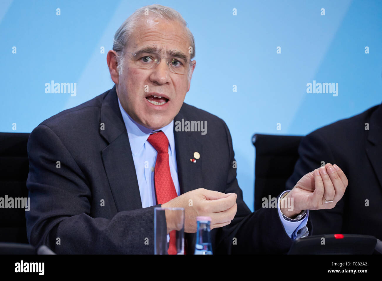 Berliner treffen hi-res stock photography and images - Alamy