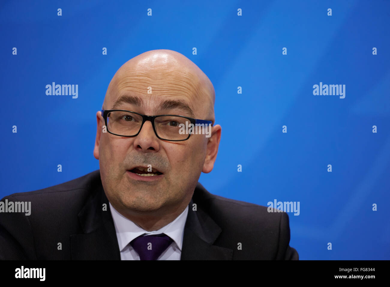 Press conference meeting hi-res stock photography and images - Alamy