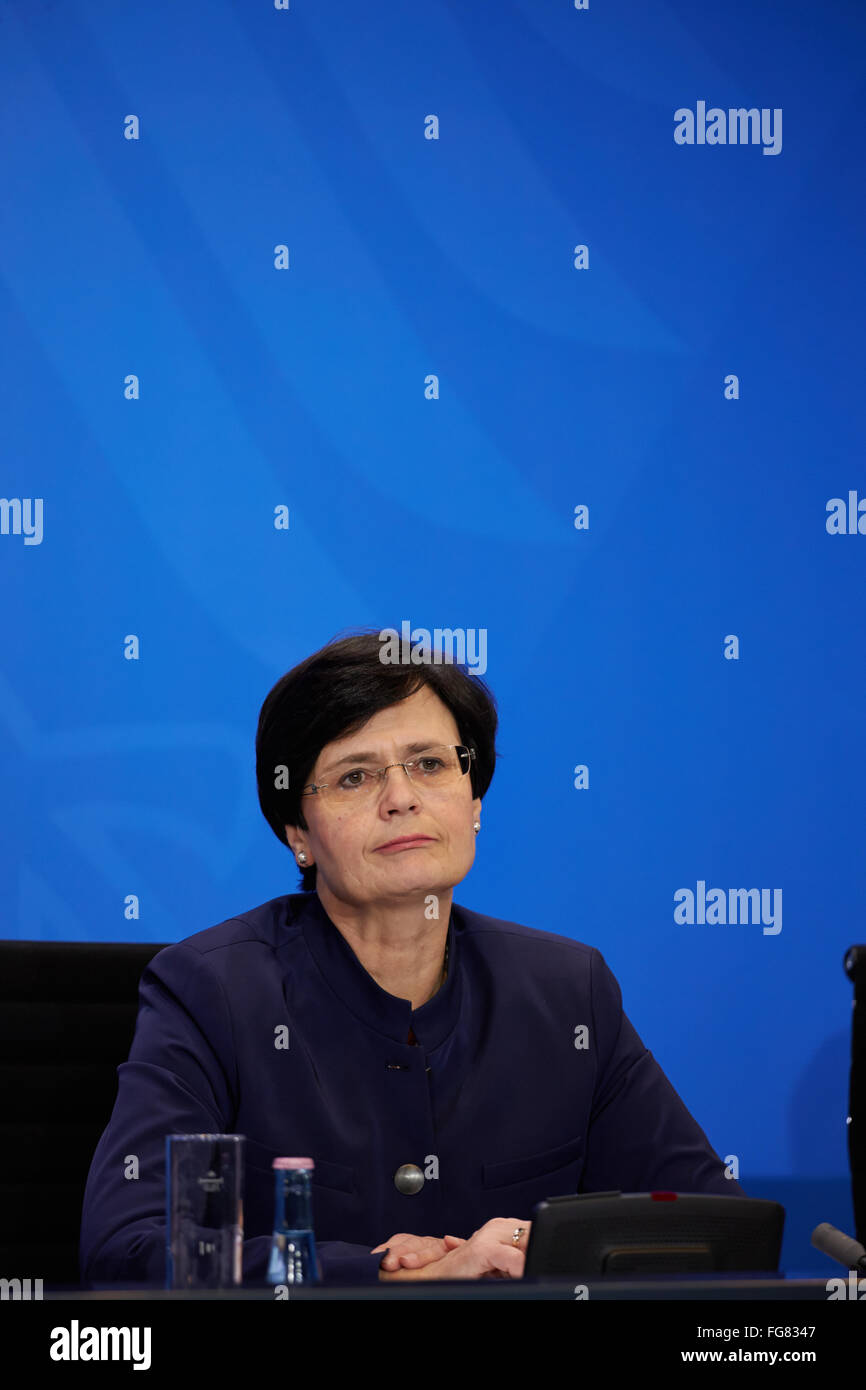 Countries meeting hi-res stock photography and images - Alamy