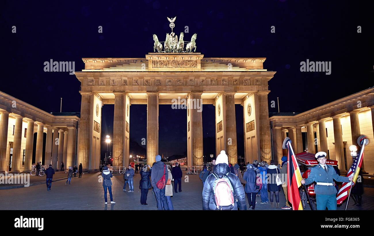 Brandenburger gate hi-res stock photography and images - Alamy
