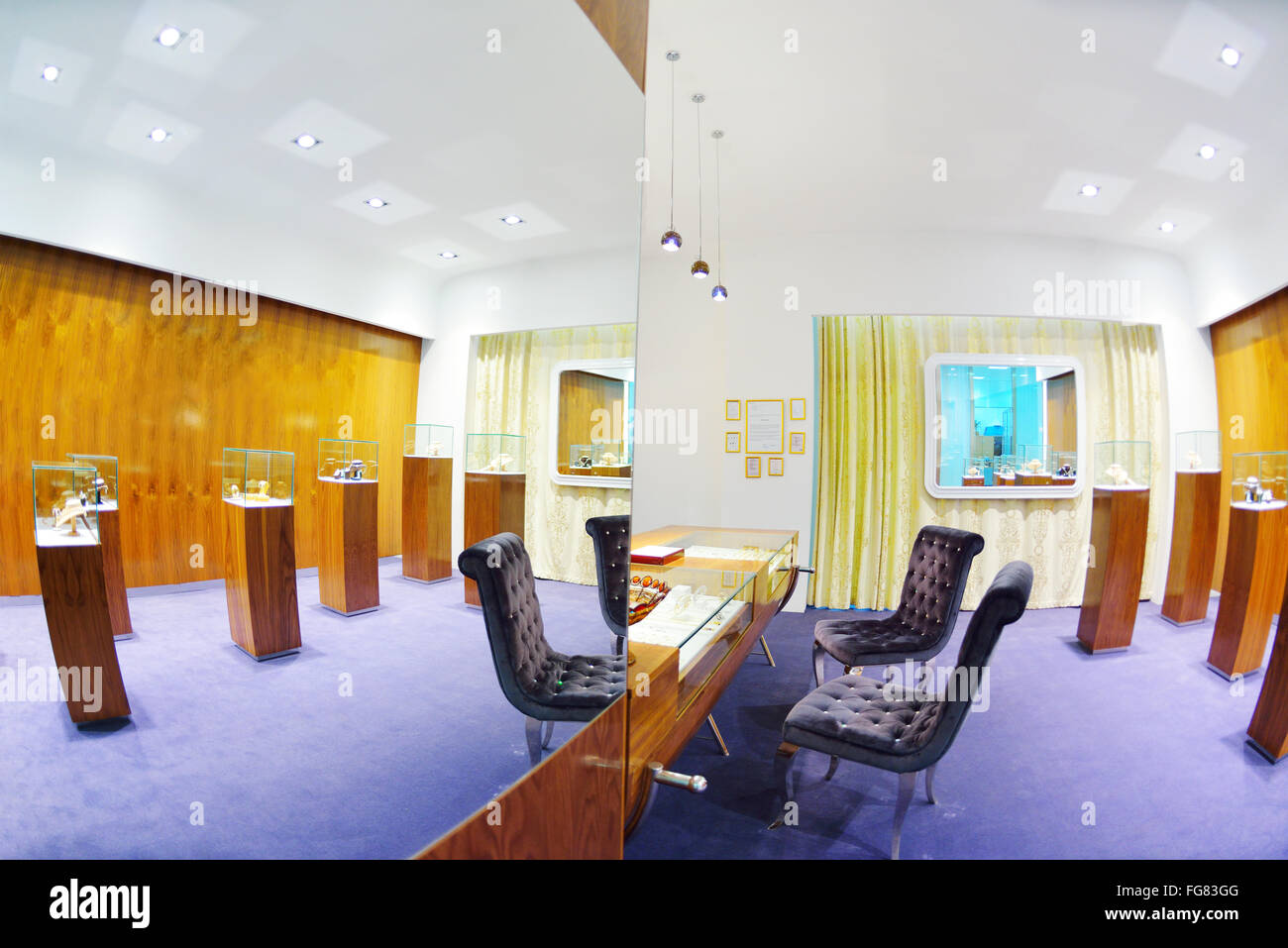 jewelry store indoors Stock Photo - Alamy