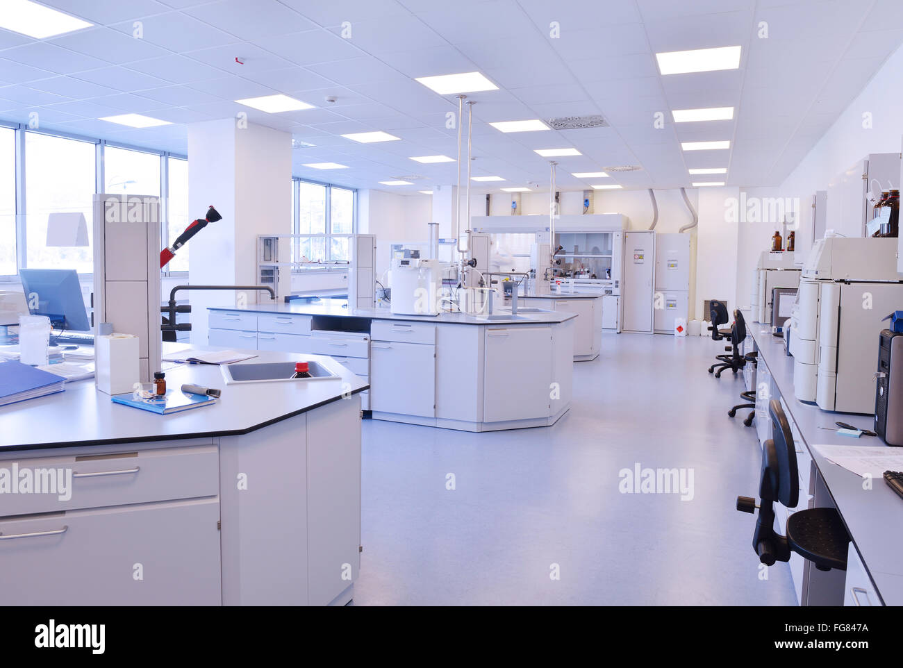 Scientist at laboratory door hi-res stock photography and images - Alamy