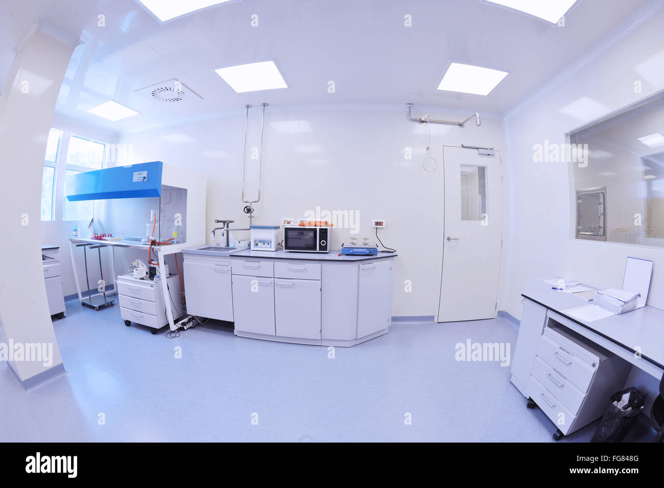 Lab wall laboratory hi-res stock photography and images - Alamy