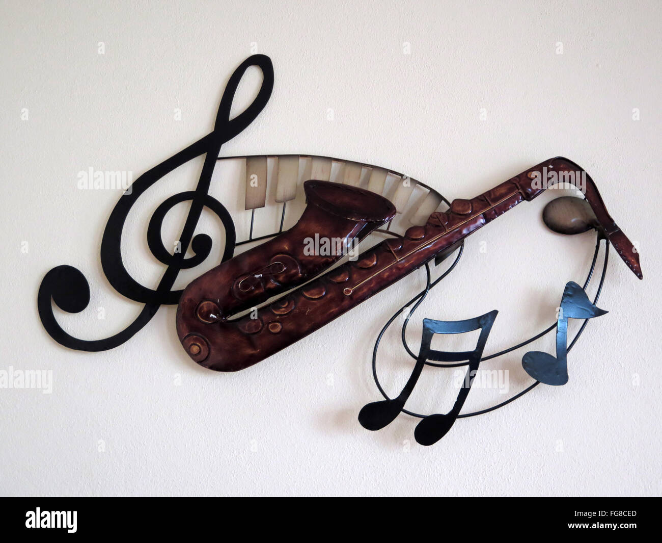 Musical notes musical instruments hi-res stock photography and images ...