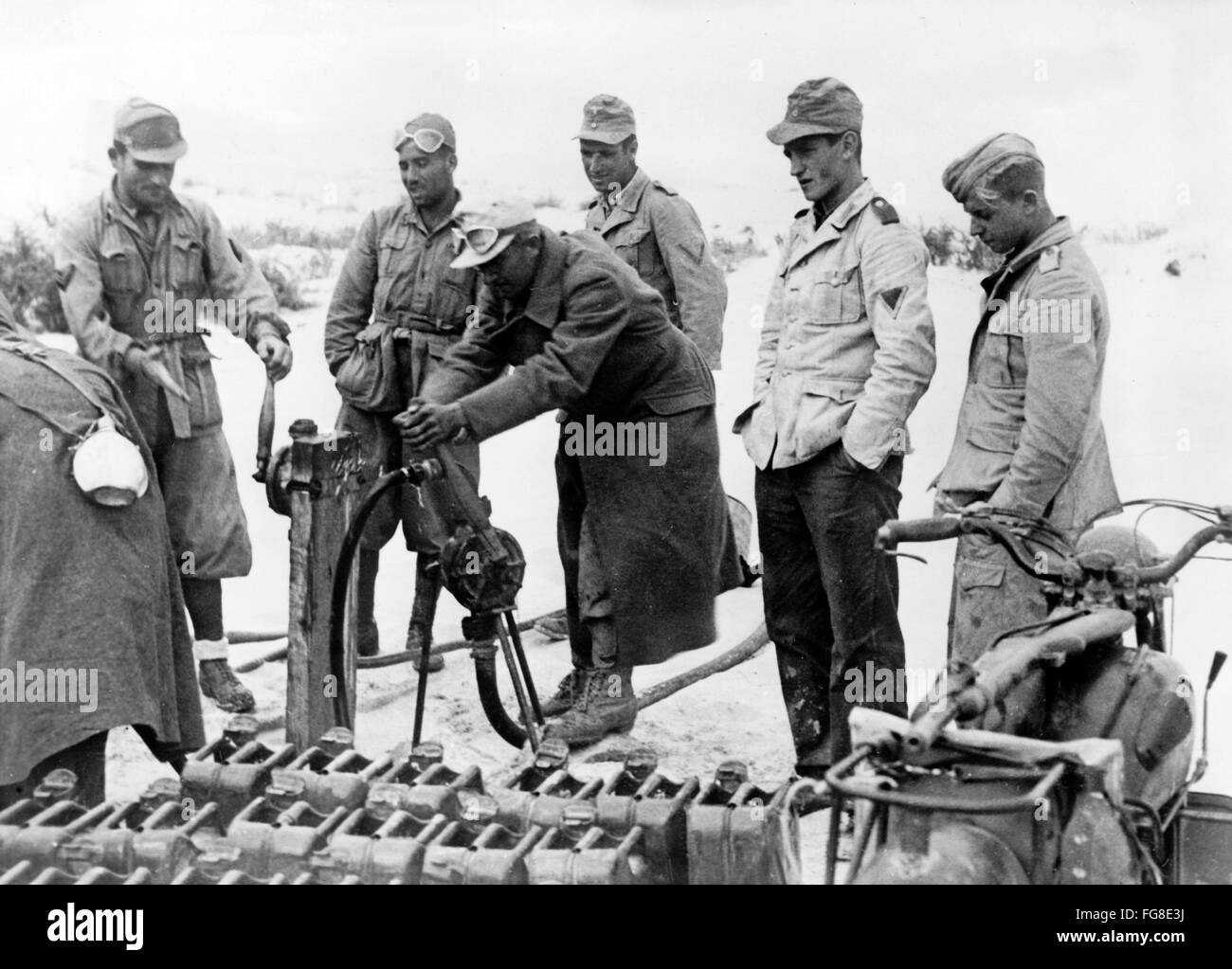 Weltkrieg ii in italien hi-res stock photography and images - Alamy