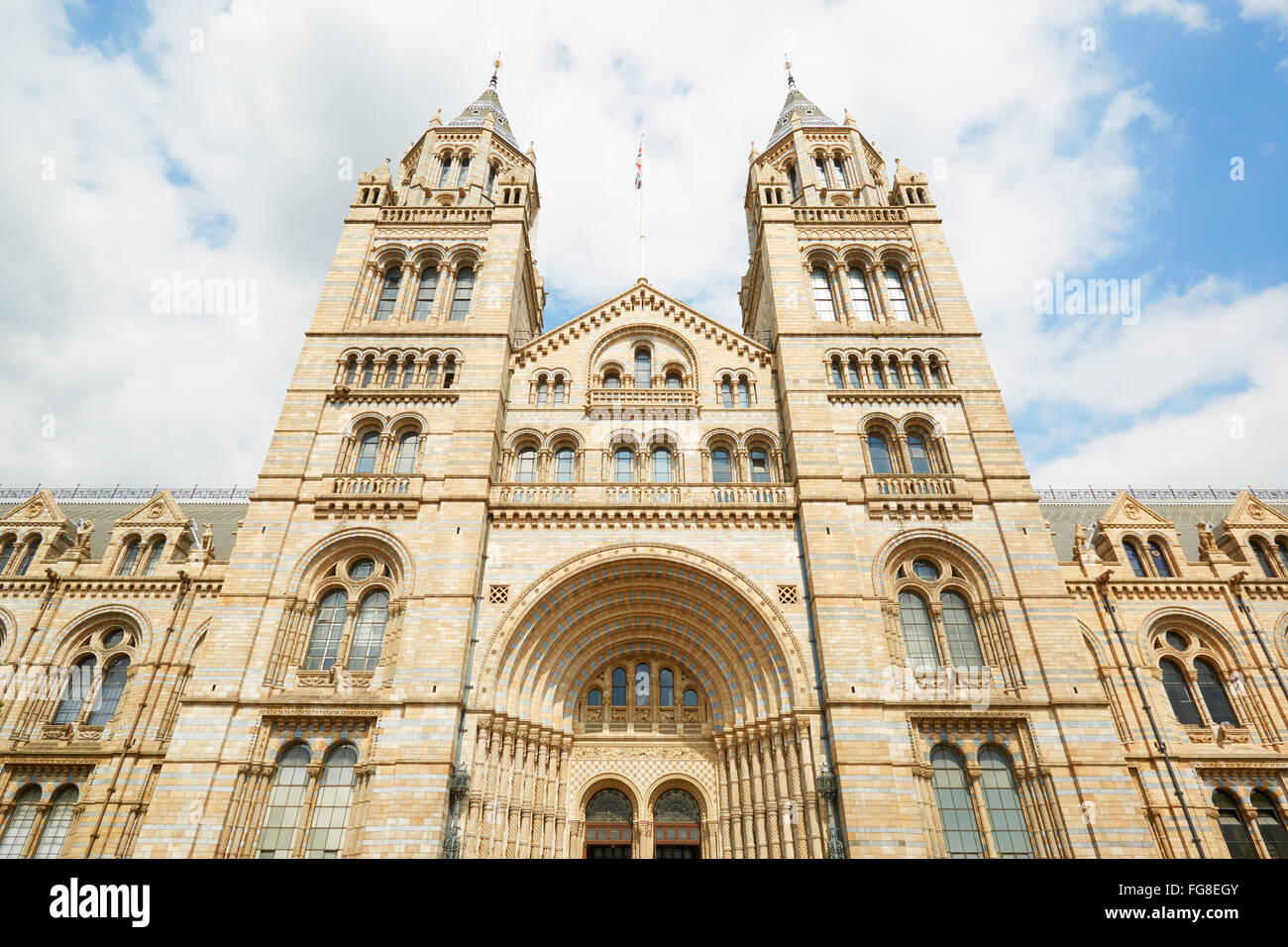Natural History Museum building facade in a sunny day in London Stock ...