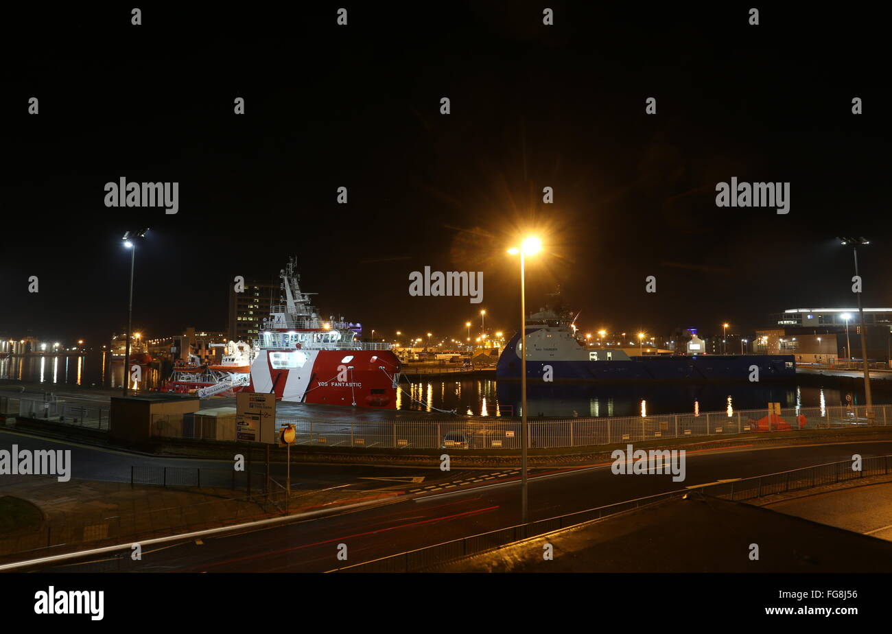 Aberdeen harbour at night Scotland January 2016 Stock Photo - Alamy
