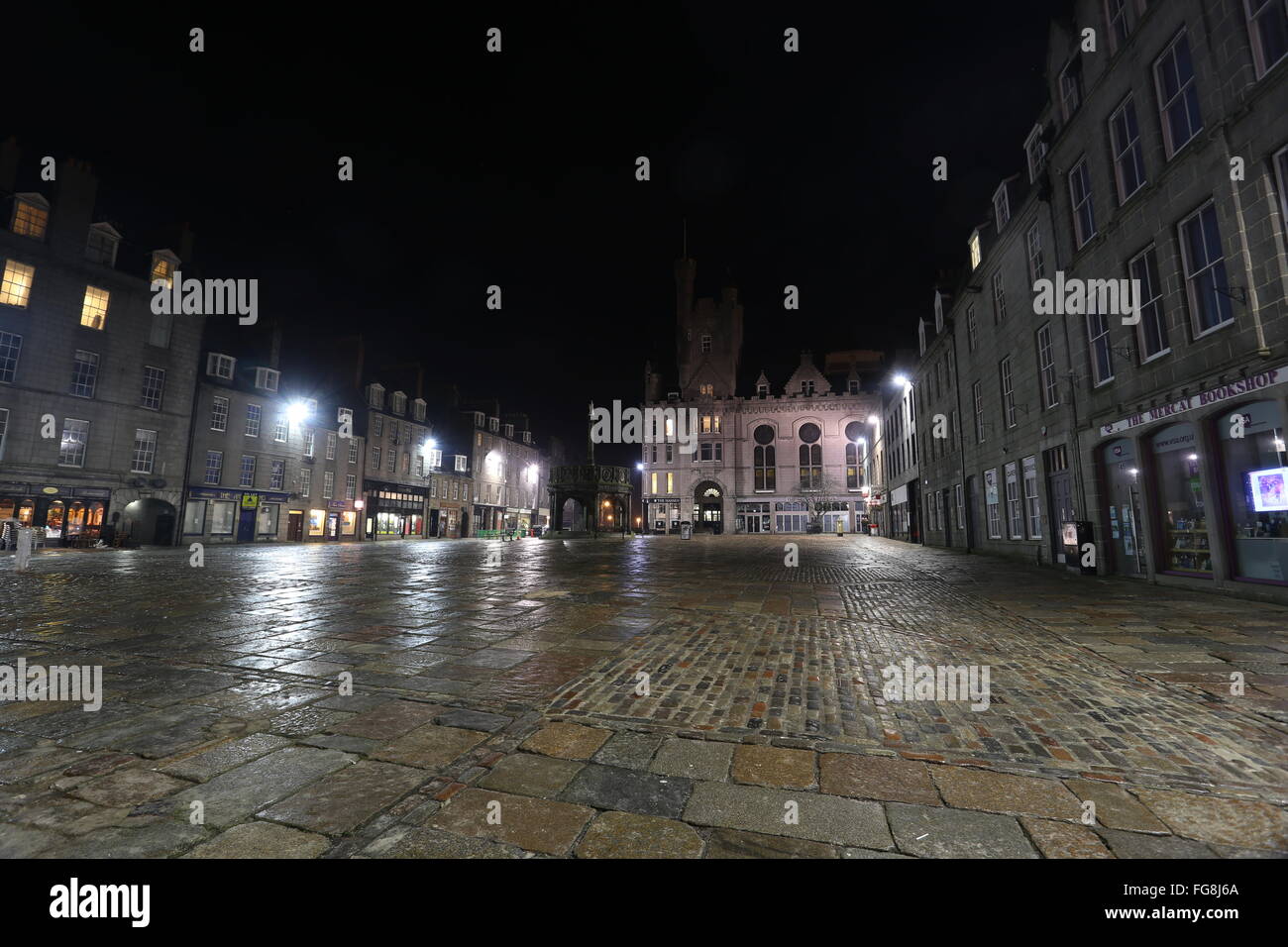 Castlegate Aberdeen by night Scotland January 2016 Stock Photo - Alamy