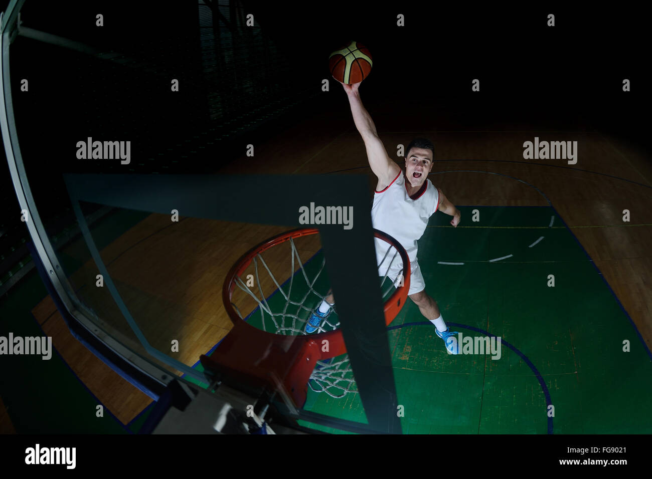 Strength young hi-res stock photography and images - Alamy