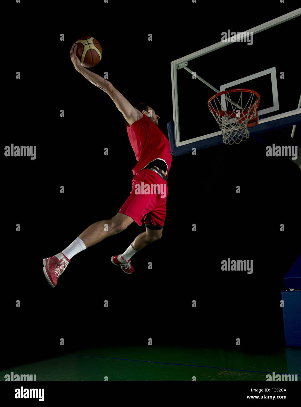 Action dunk hi-res stock photography and images - Alamy