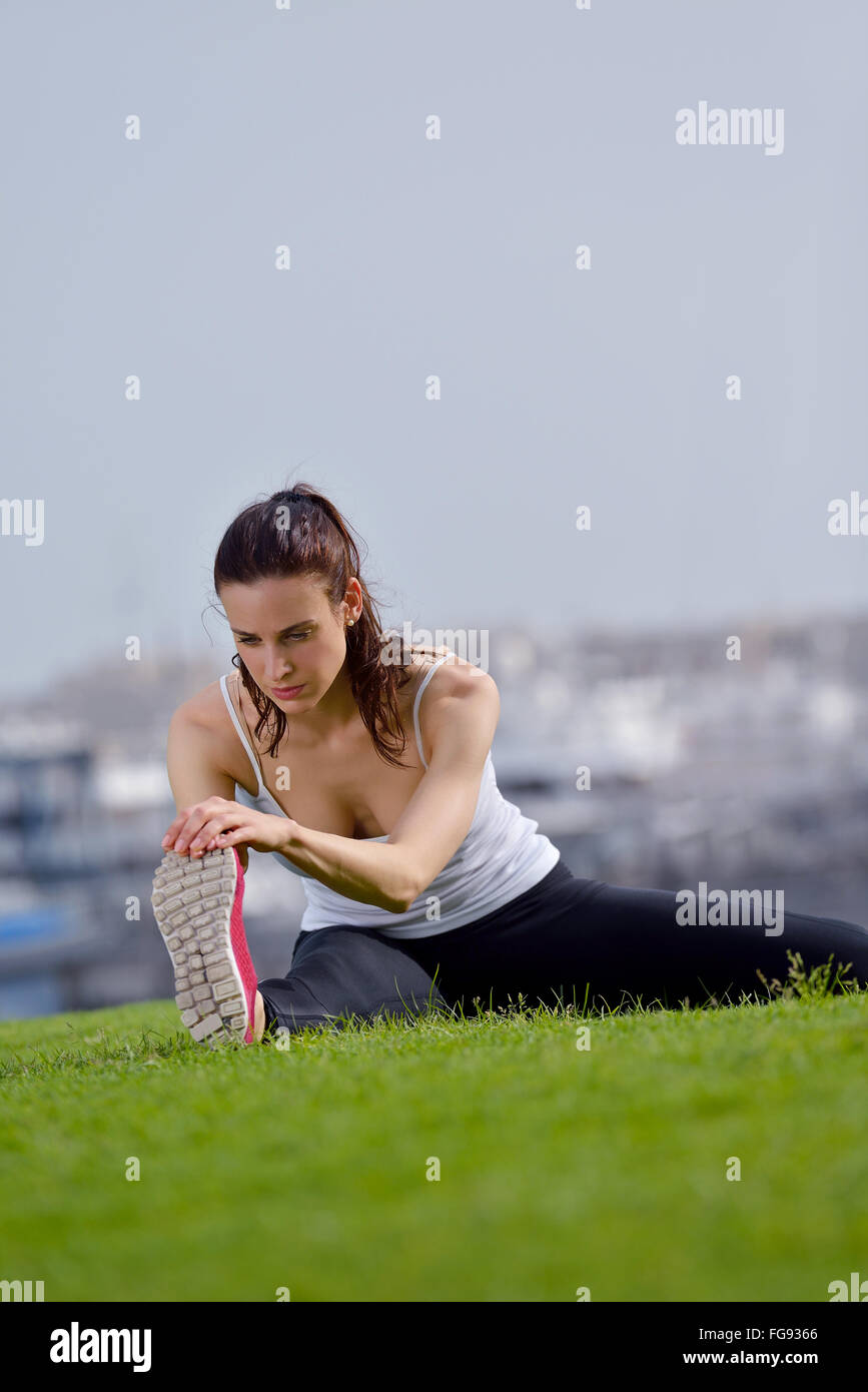 Beautiful woman jogging hi-res stock photography and images - Alamy