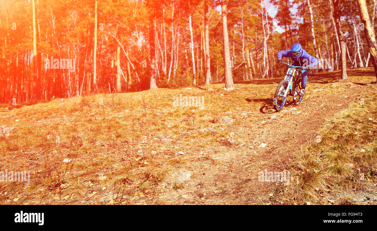 man riding a mountain bike Stock Photo - Alamy