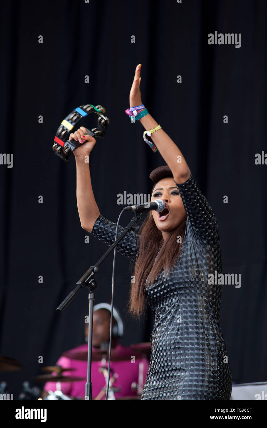 Vv singer hi-res stock photography and images - Alamy