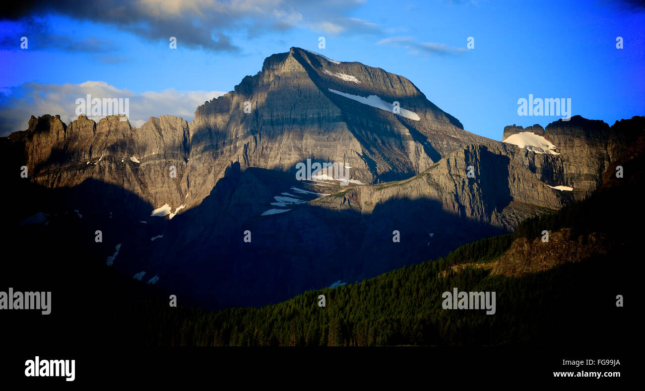 Many Glacier Sunrise over Swiftcurrent Lake Glacier National Park in ...