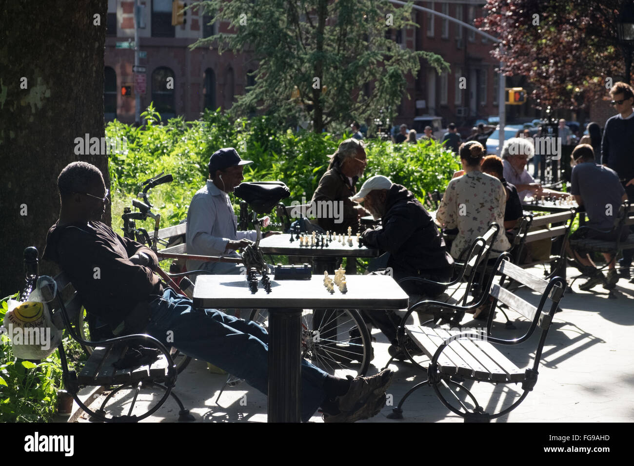 Playing Chess In Washington Square Park, New York City Stock Photo - Alamy