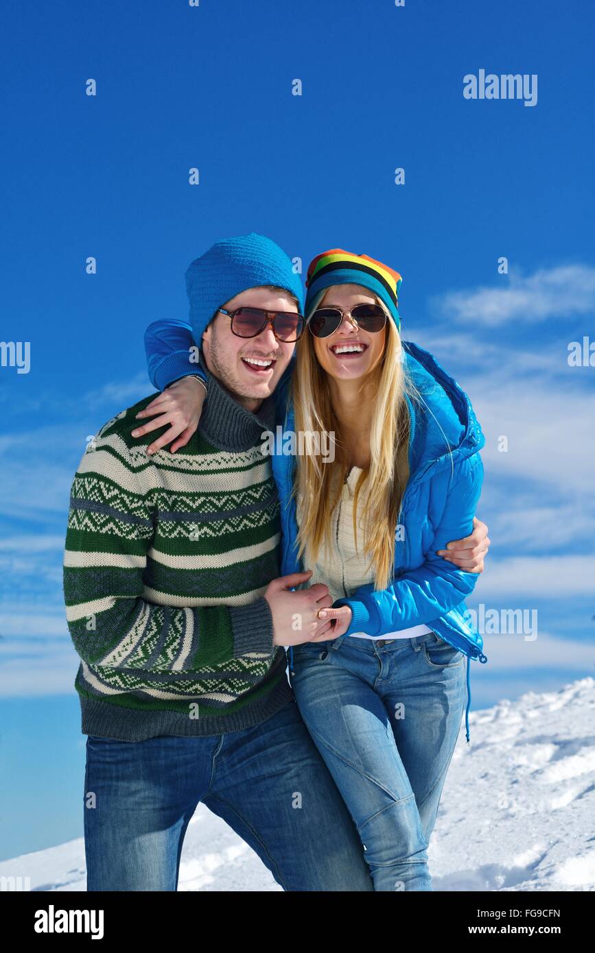 Romance couples hi-res stock photography and images - Alamy