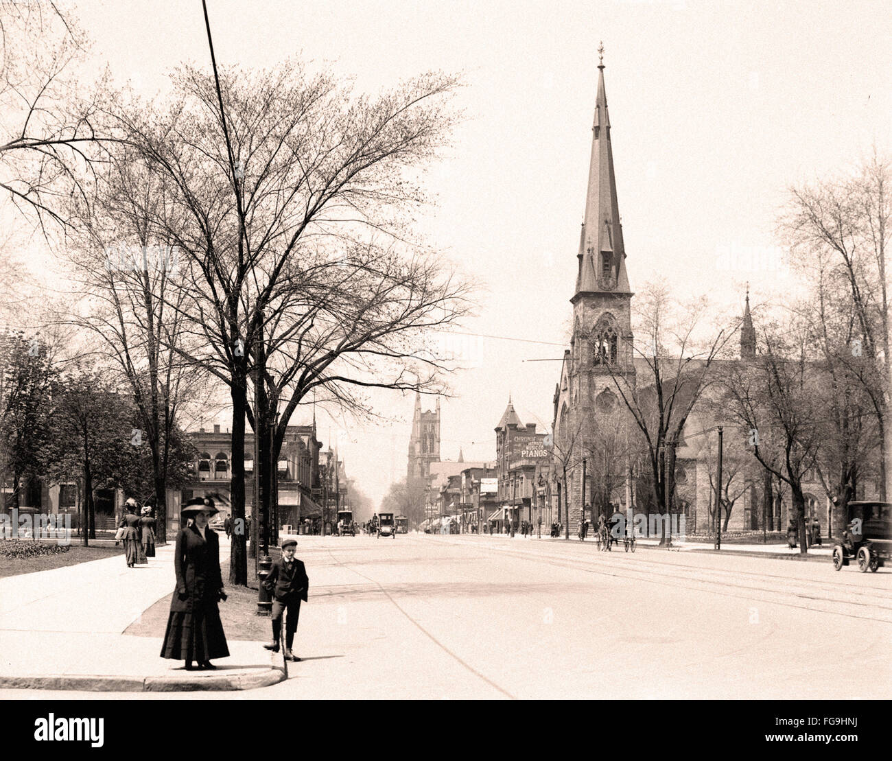 Woodward Avenue in Detroit - 1910 Stock Photo - Alamy