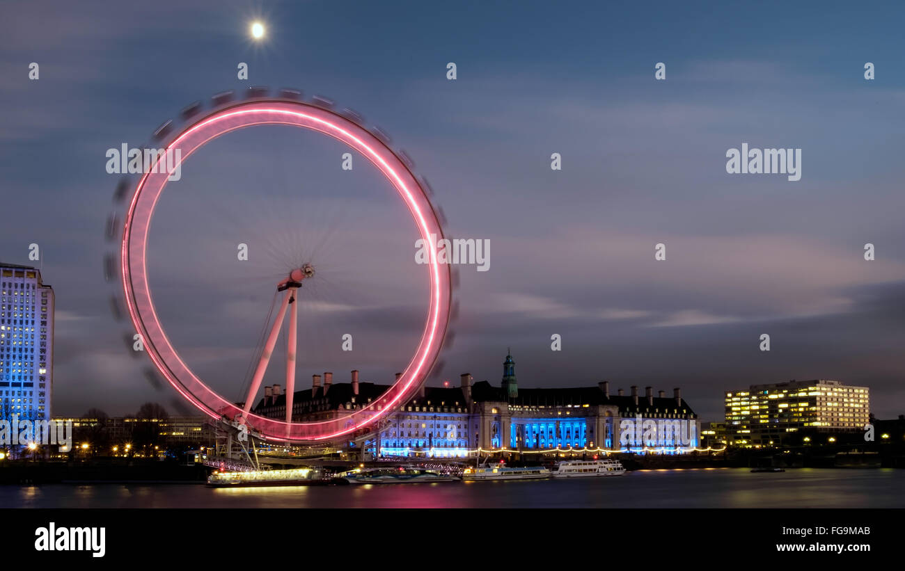 View of the London Eye at Night Stock Photo - Alamy