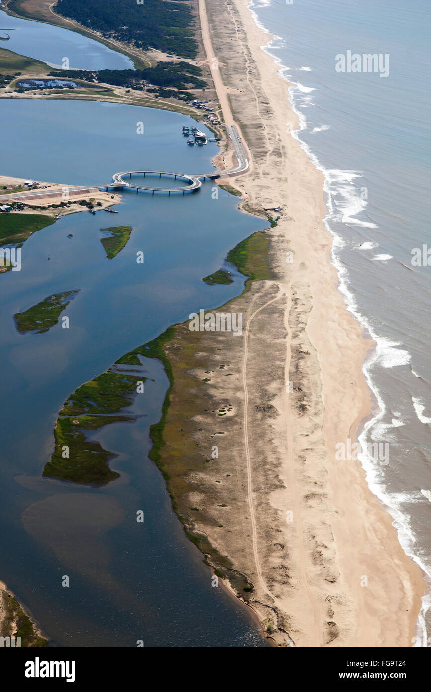 Puente laguna garzon hi-res stock photography and images - Alamy