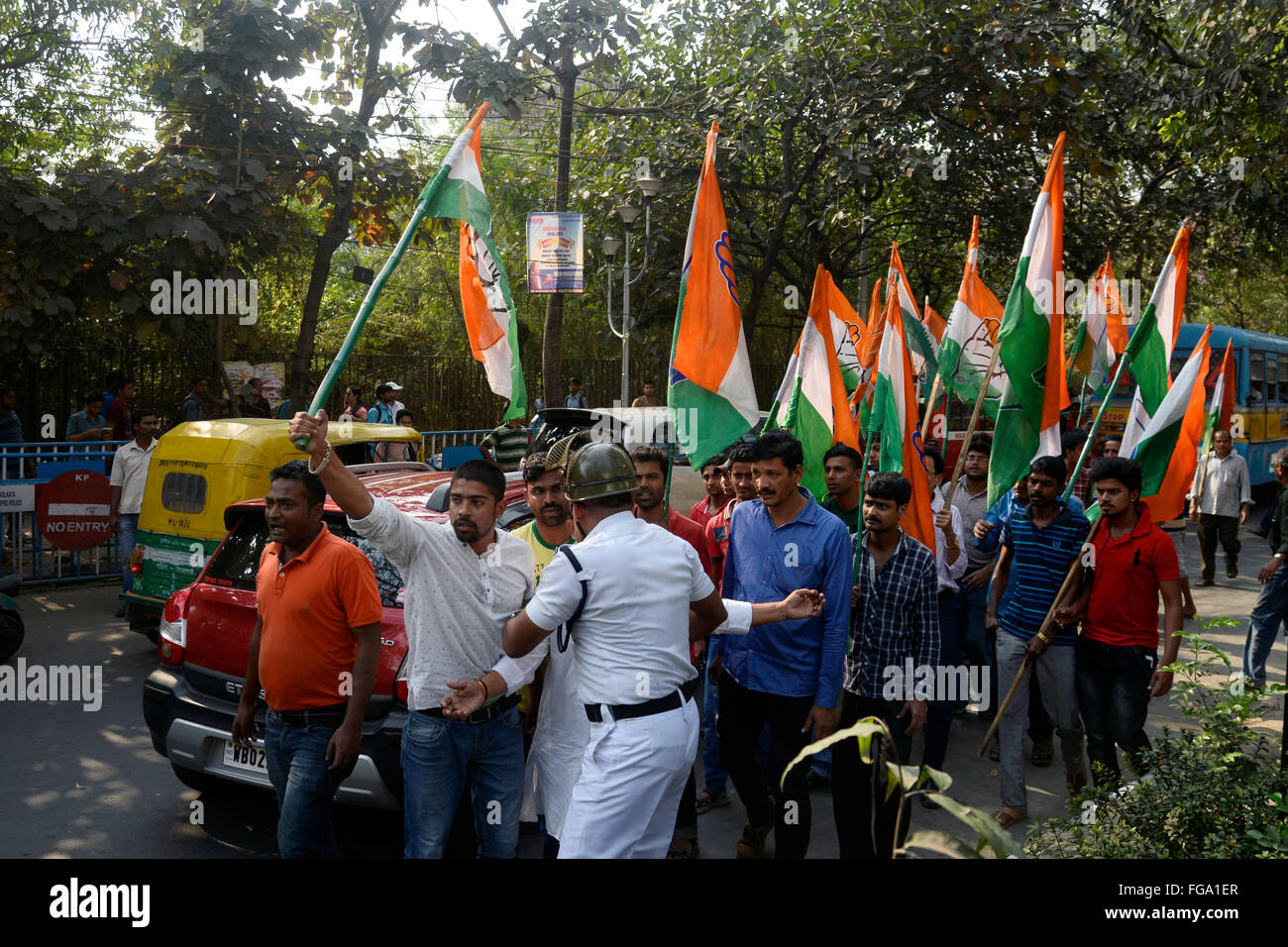 Students holding flags stop by police during protest against ABVP ...