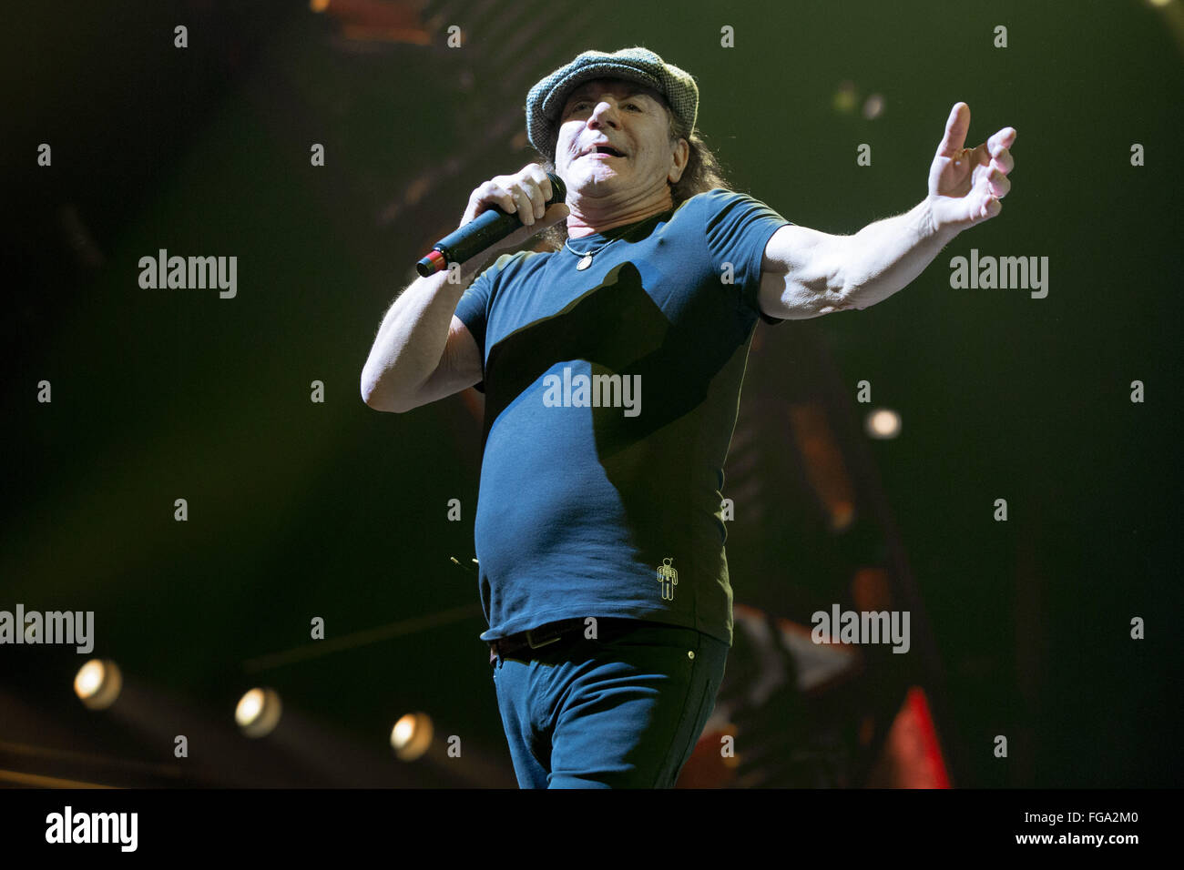 Chicago, Illinois, USA. 17th Feb, 2016. Singer BRIAN JOHNSON of AC/DC ...