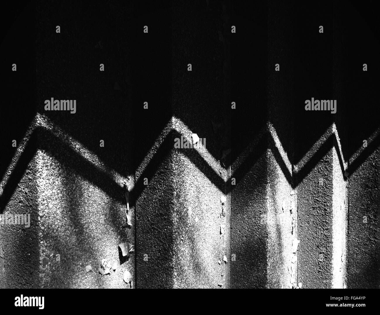 Shadow of the berlin wall hi-res stock photography and images - Alamy