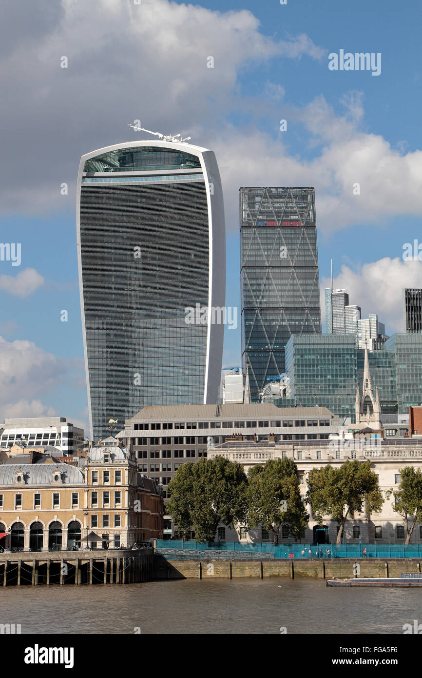 122 leadenhall street the cheese grater hi-res stock photography and ...