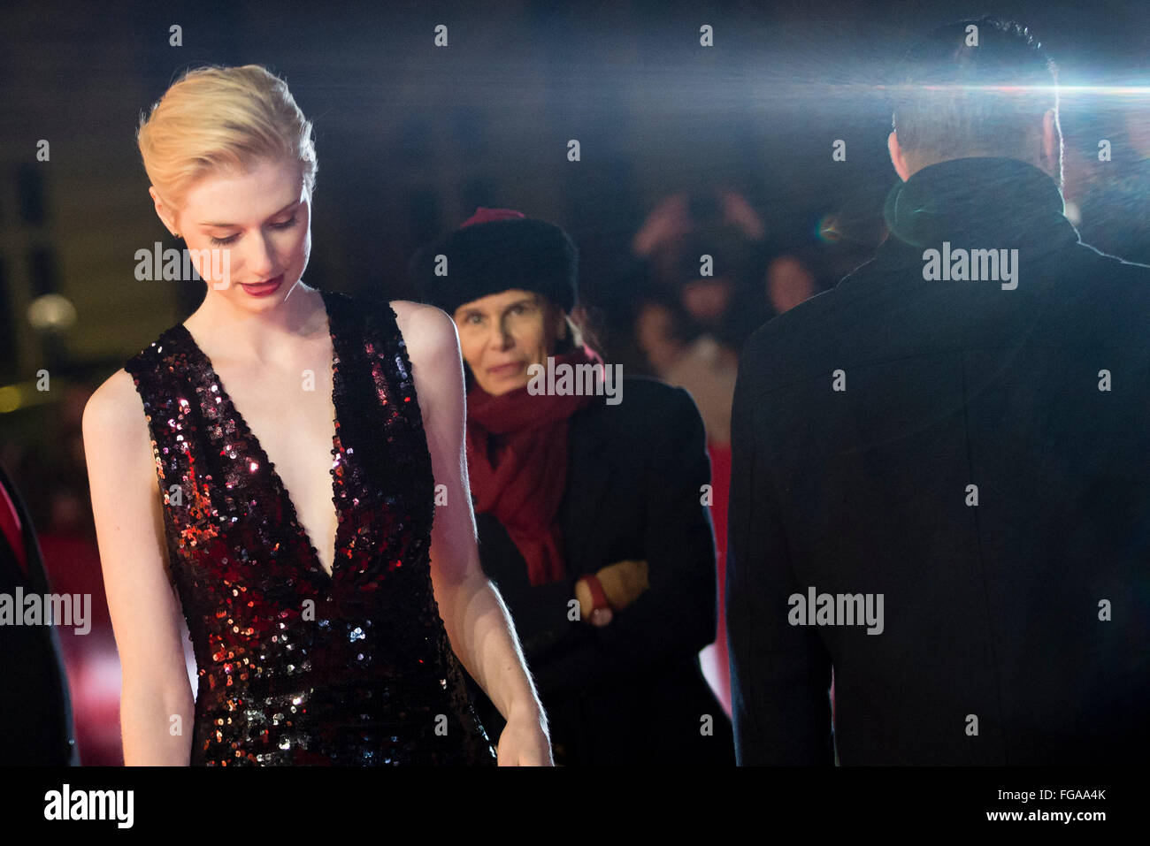 Elizabeth debicki night manager hi-res stock photography and images - Alamy