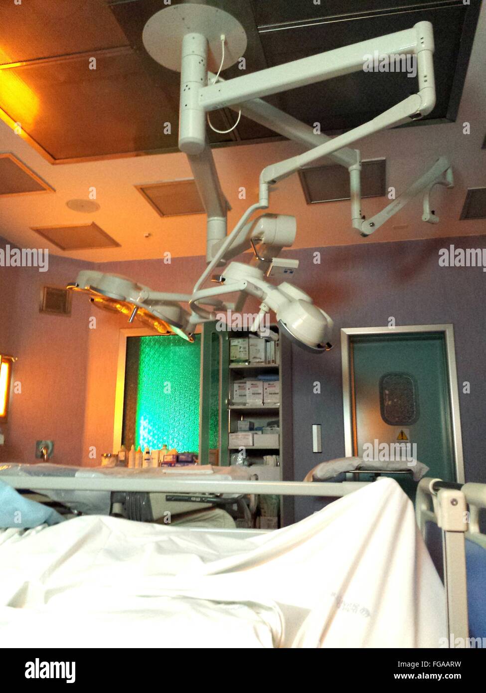 Emergency operation hi-res stock photography and images - Alamy