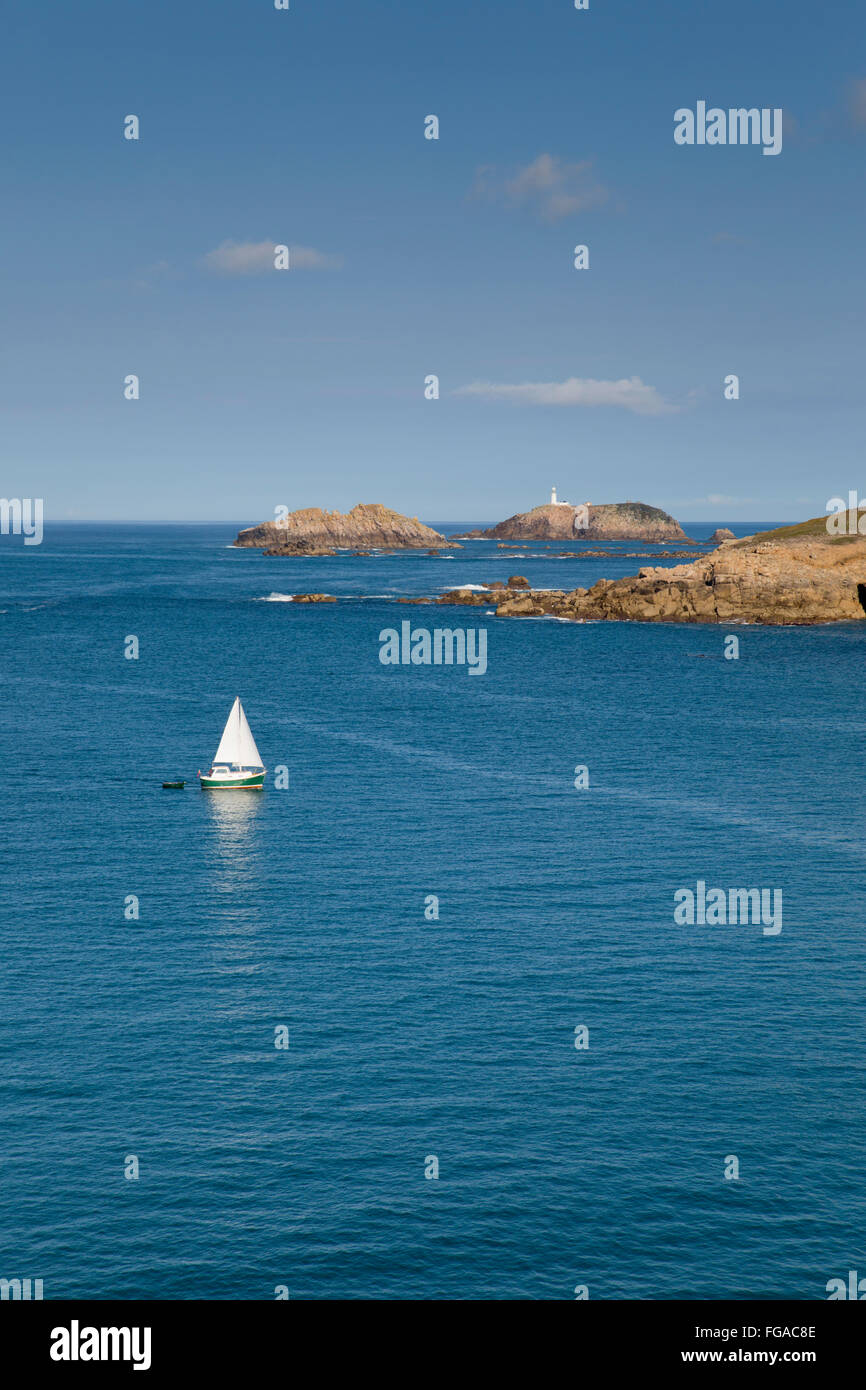 Round island lighthouse isles scilly hi-res stock photography and ...