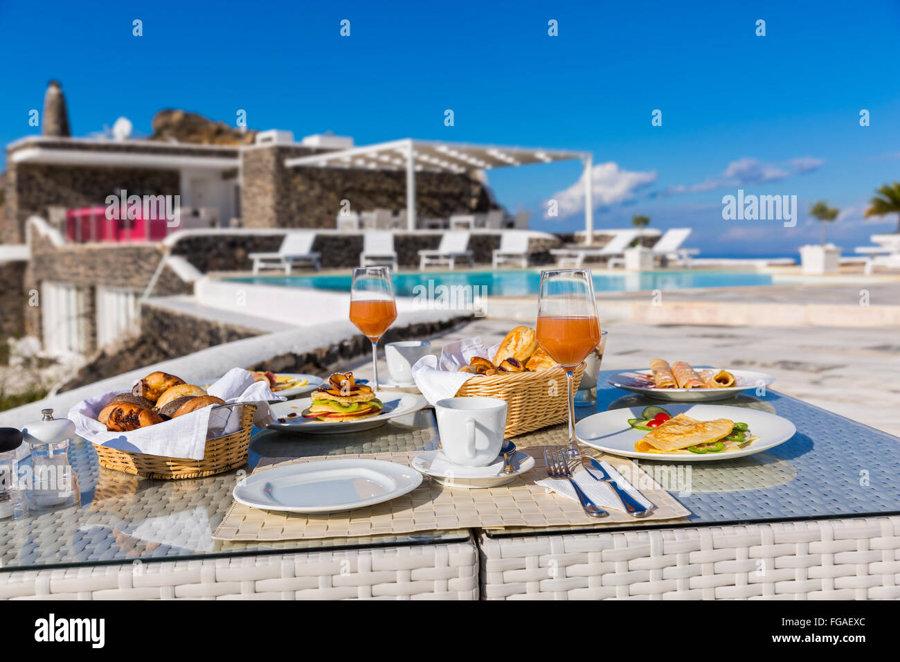 Pool breakfast hi-res stock photography and images - Alamy
