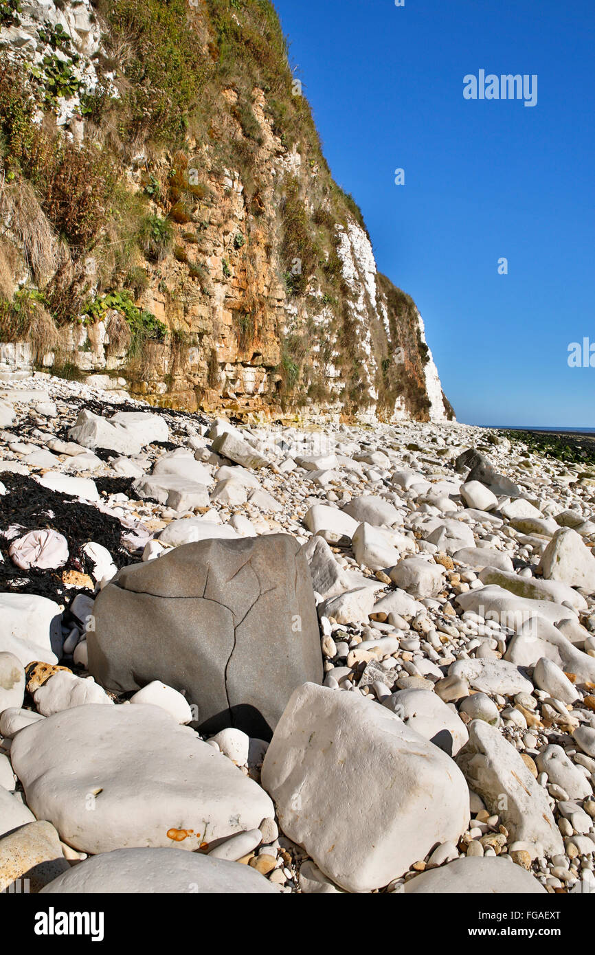 Erratic boulder uk hi-res stock photography and images - Alamy