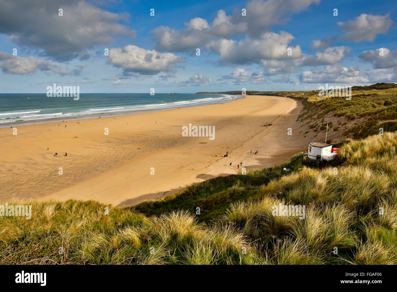 Hayle beach hi-res stock photography and images - Alamy