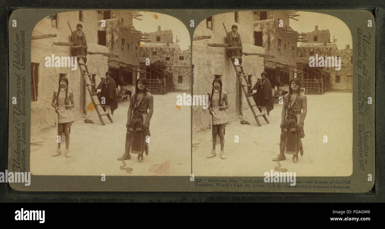 Squirming hi-res stock photography and images - Alamy