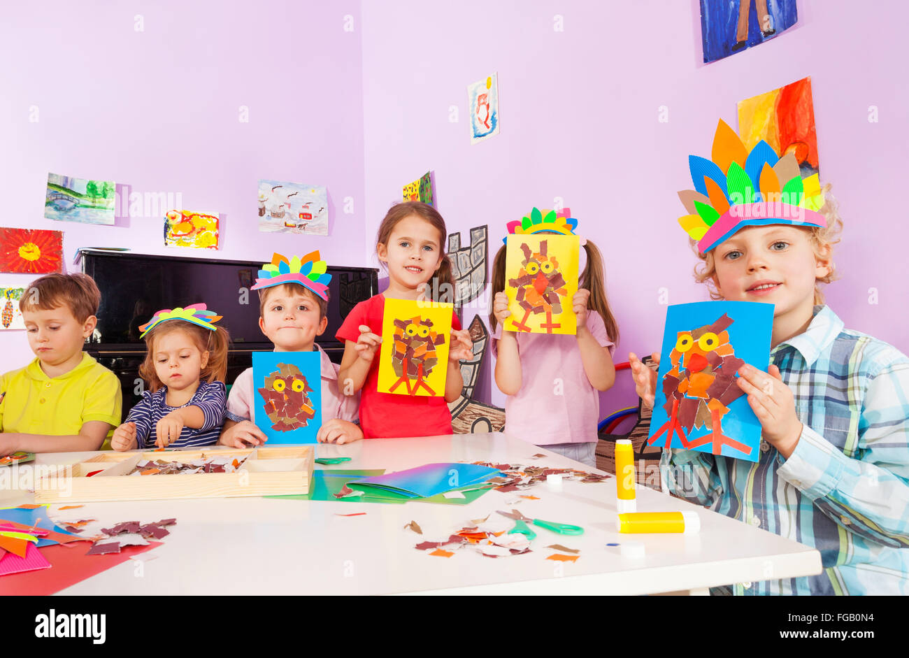 Paper mask crafts hi-res stock photography and images - Alamy